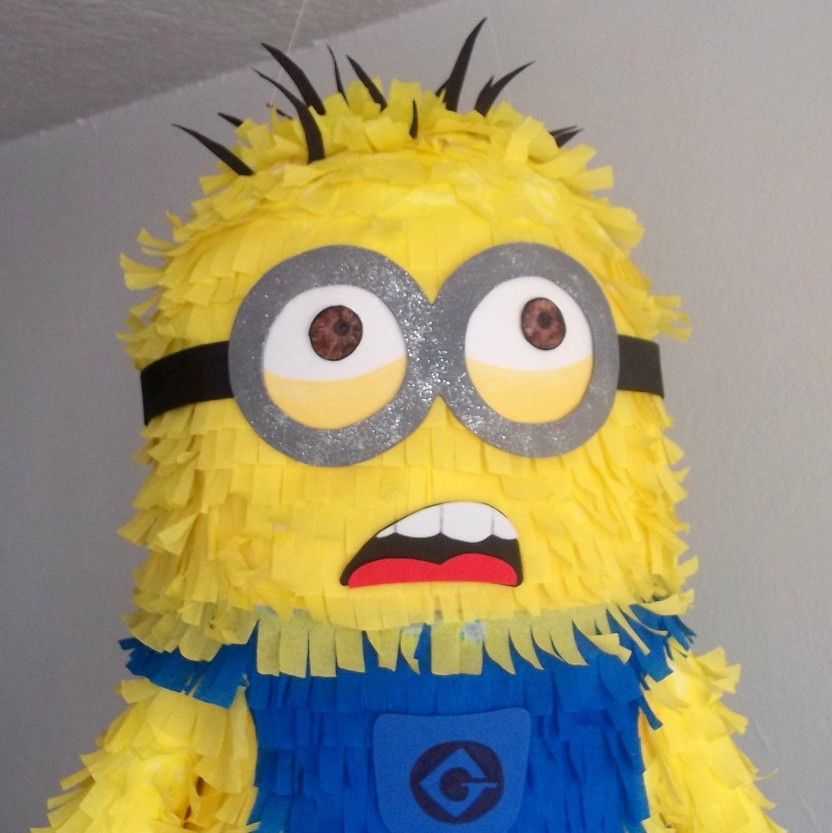 pinata clasica Minion, pinata party Minnion, Resurse de Petreceri